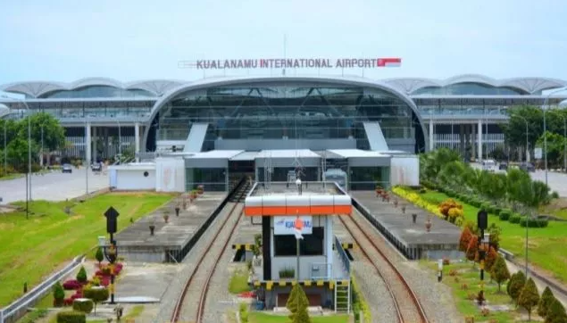 Terkait Kasus Perempuan Yang Tewas Jatuh Dari Litf Bandara Kualanamu, Suami Korban Polisikan 6 ...